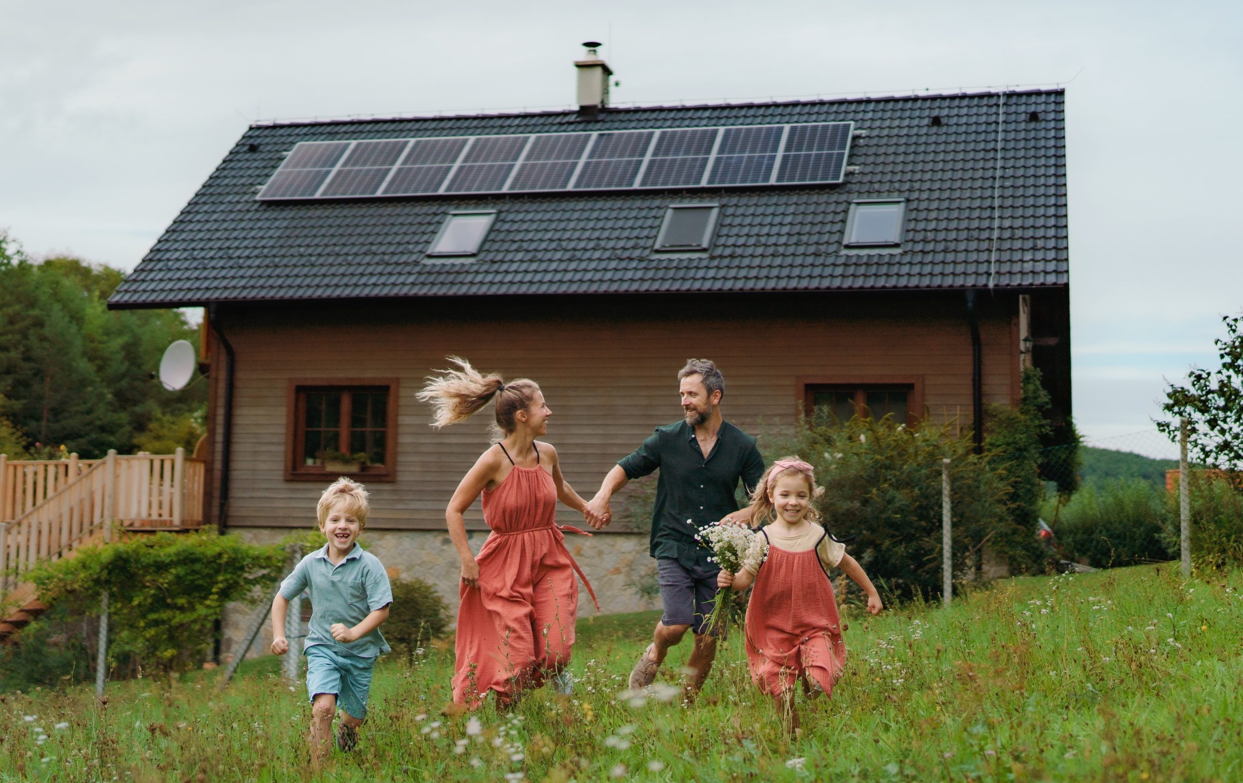 E.ON Energie România a instalat 3.500 de sisteme fotovoltaice la ...